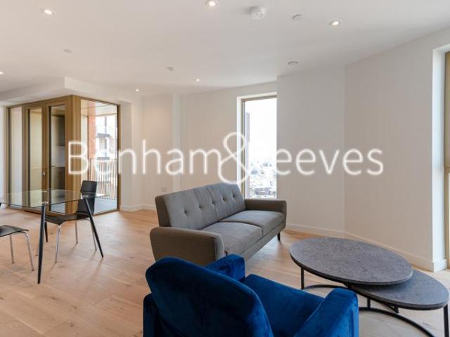 Tottenham Hale, Ashley Road N17 1 bed apartment to rent £2,100 pcm £485 pw