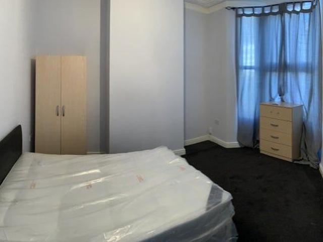 Tottenham Hale N17, Room to rent, £725 pcm | PrimeLocation
