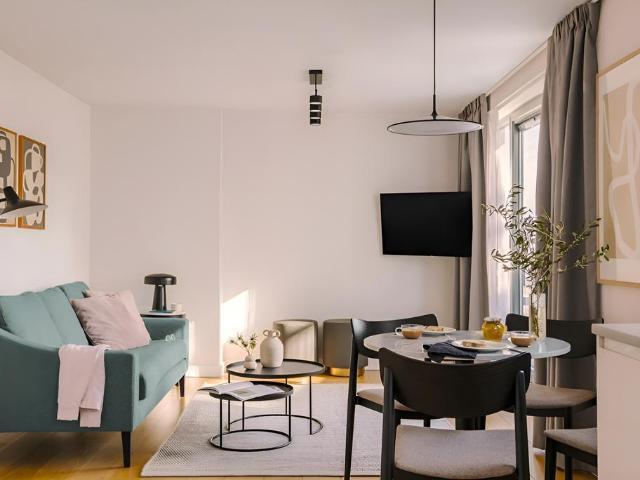 Tottenham Street, London W1T 1 bed serviced apartment to rent £6,067 pcm £1,400 pw