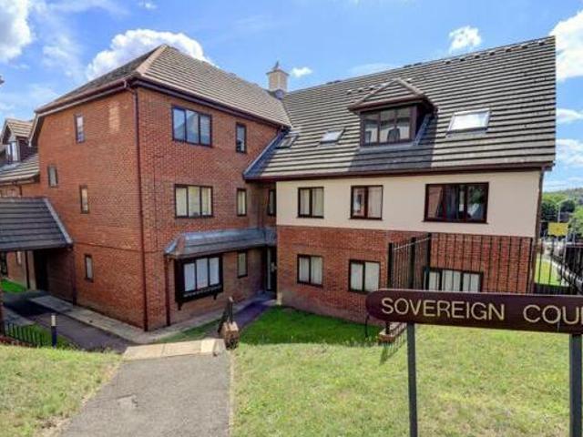 Totteridge Avenue, High Wycombe, 2 Bedroom Apartment