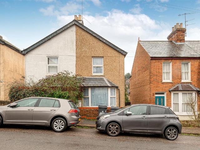 Totteridge Avenue, High Wycombe HP13, 3 bed property to rent, £802 pcm | PrimeLocation