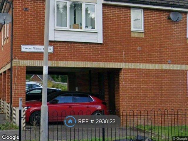 Totteridge Road, High Wycombe HP13, 1 bed flat to rent, £1,300 pcm | PrimeLocation