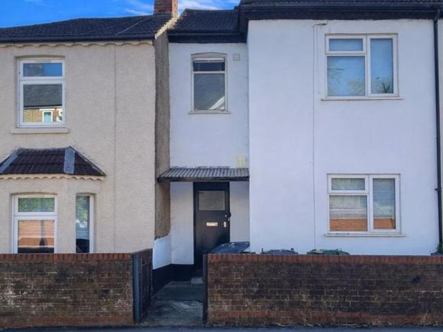 Totteridge Road, High Wycombe HP13, Room to rent, £750 pcm | PrimeLocation