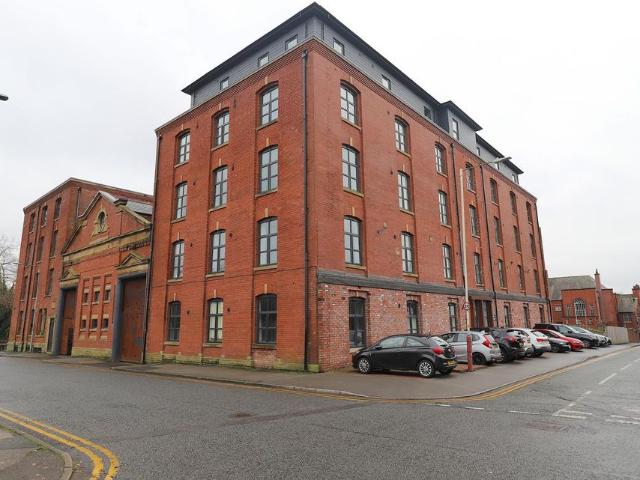 Toto House, Bolton