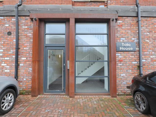 Toto House, Bolton BL2, 1 bed flat to rent, £875 pcm | PrimeLocation