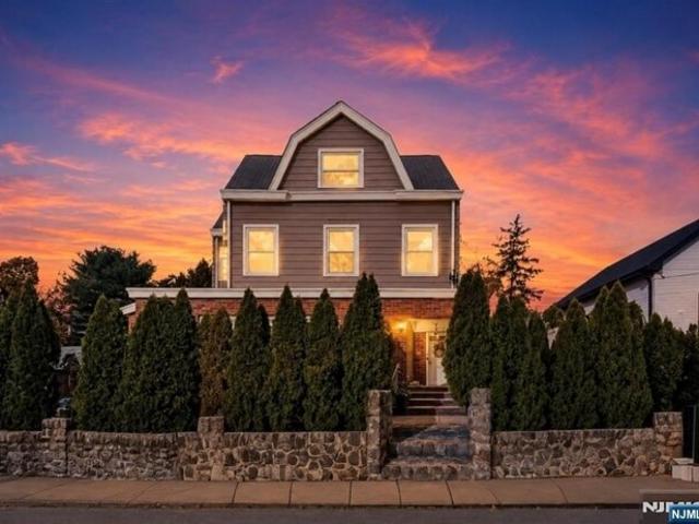 Totowa Rd, Totowa, Home For Sale