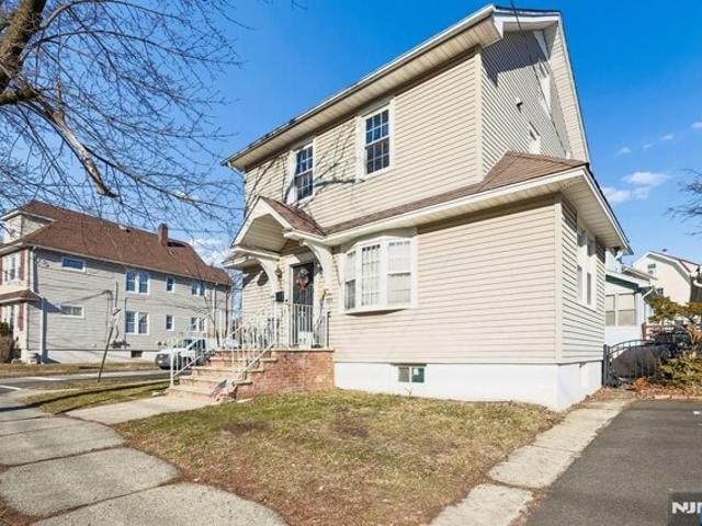 Totowa Rd, Totowa, Home For Sale