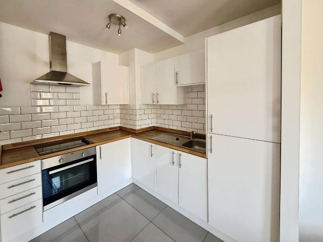 Touthill Close, Peterborough PE1, 1 bed flat to rent, £895 pcm | PrimeLocation