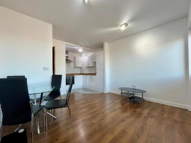 Touthill Close, Peterborough PE1, 1 bed flat to rent, £895 pcm | PrimeLocation