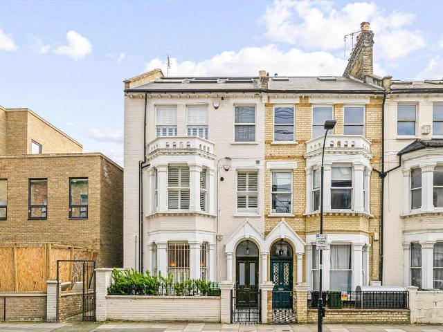 Tournay Road, London SW6, 1 bed flat to rent, £2,275 pcm | PrimeLocation