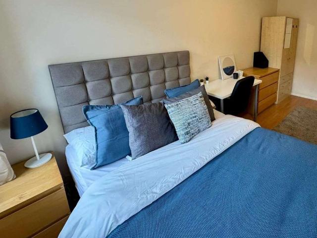 Towan Avenue 2B