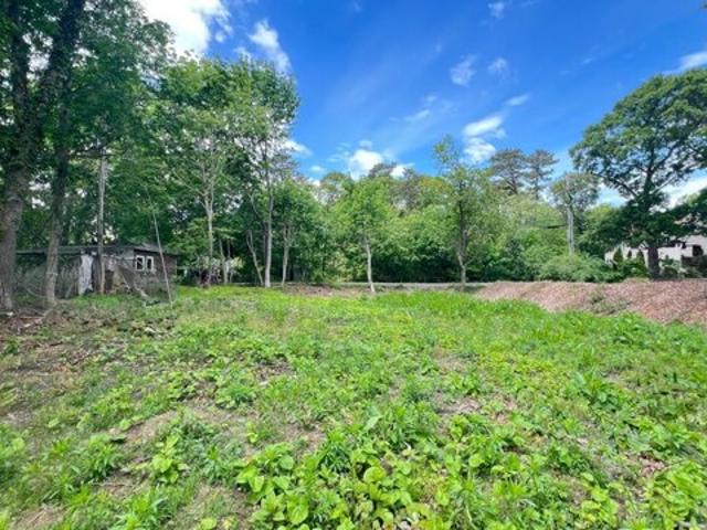 Towanticut Ave, Oak Bluffs, Plot For Sale