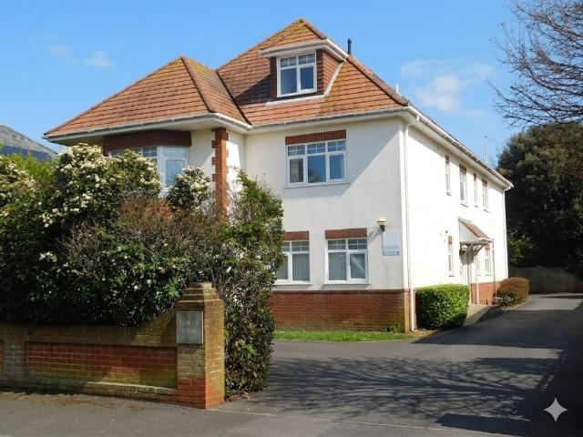 Tower View, Bournemouth BH6, 2 bed flat to rent, £1,200 pcm | PrimeLocation