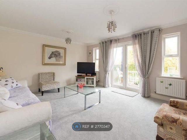 Tower View, Canterbury CT4, 2 bed flat to rent, £1,350 pcm | PrimeLocation
