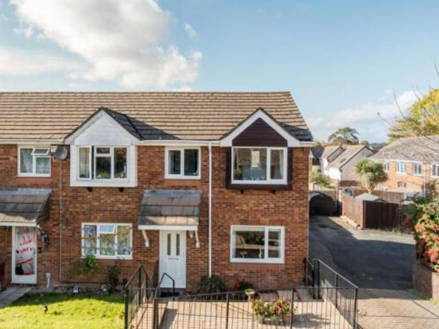 Tower Walk, Exeter, 3 Bedroom End