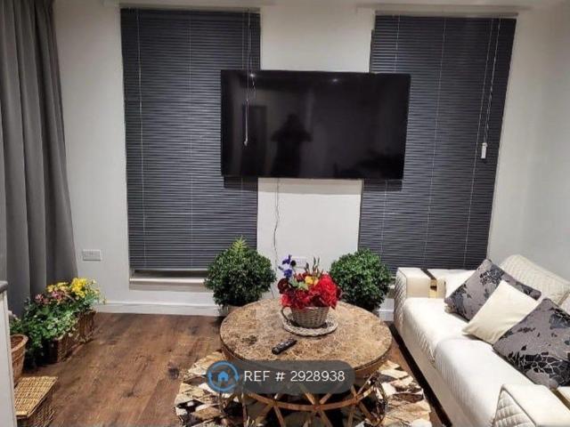 Tower Bridge, London E1, Room to rent, £1,150 pcm | PrimeLocation