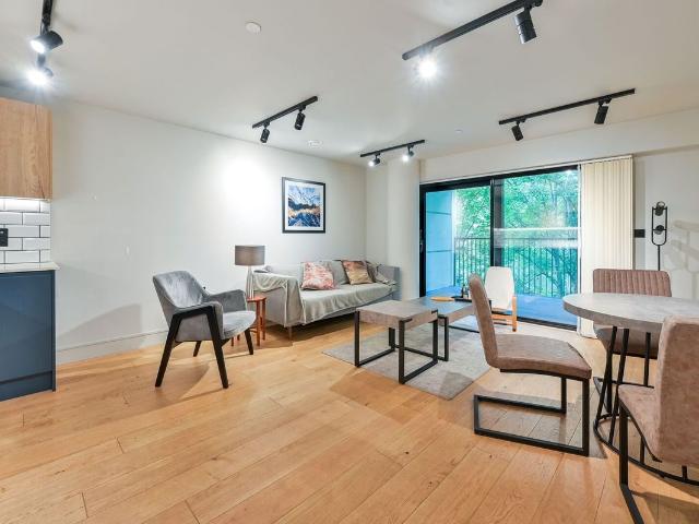Tower Bridge Road, Bermondsey, London SE1, 2 bed flat to rent, £3,350 pcm | PrimeLocation