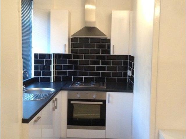 Tower Bridge Road, London SE1, Studio to rent, £1,500 pcm | PrimeLocation
