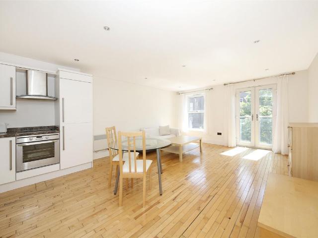 Tower Bridge Road, London SE1, 1 bed flat to rent, £1,850 pcm | PrimeLocation