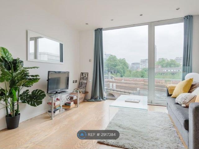Tower Bridge Road, London SE1, 1 bed flat to rent, £2,100 pcm | PrimeLocation