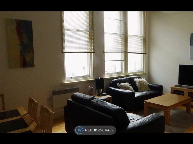 Tower Building, Liverpool L3, 2 bed flat to rent, £1,350 pcm | PrimeLocation