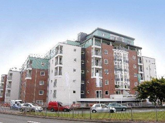 Tower Court, No1 London Road. 2 bed apartment to rent £1,050 pcm £242 pw