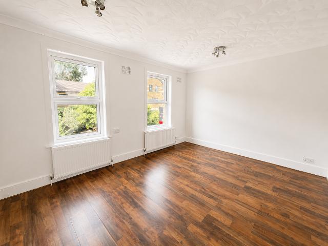 Tower Hamlets Road, London E7, Studio to rent, £1,200 pcm | PrimeLocation
