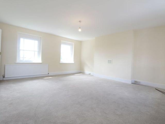 Tower House Close, Cuckfield, RH17