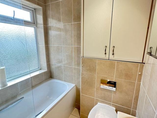 Tower Road, Brighton BN2, 1 bed flat to rent, £1,350 pcm | PrimeLocation