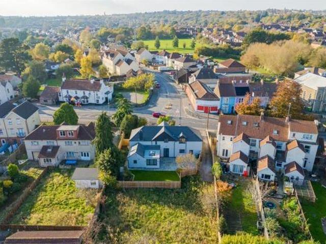 Tower Road South, Warmley, 4 Bedroom Detached