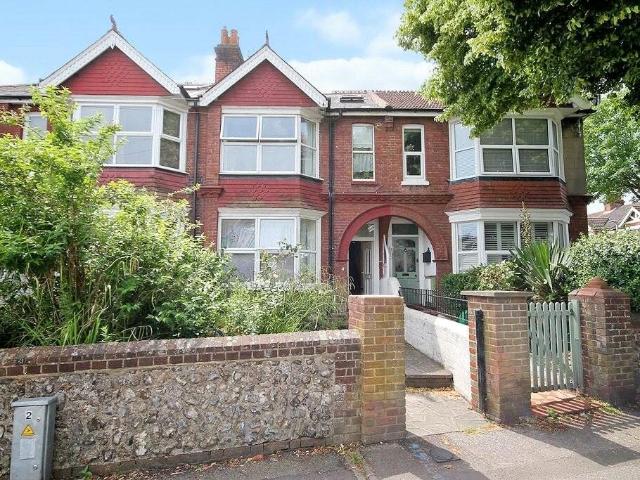 Tower Road, Worthing, West Sussex BN11, 1 bed flat to rent, £1,150 pcm | PrimeLocation