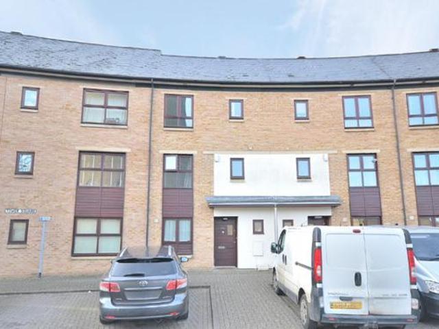 Tower Square, Northampton, 4 Bedroom Town