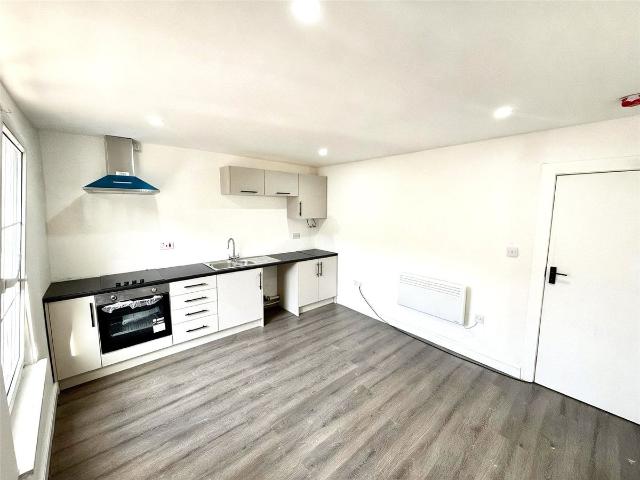 Tower Street, Dudley, West Midlands DY1, 1 bed flat to rent, £725 pcm | PrimeLocation