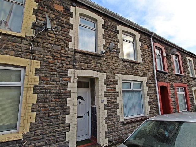 Tower street, Pontypridd CF37 4 bed house to rent £1,280 pcm £295 pw