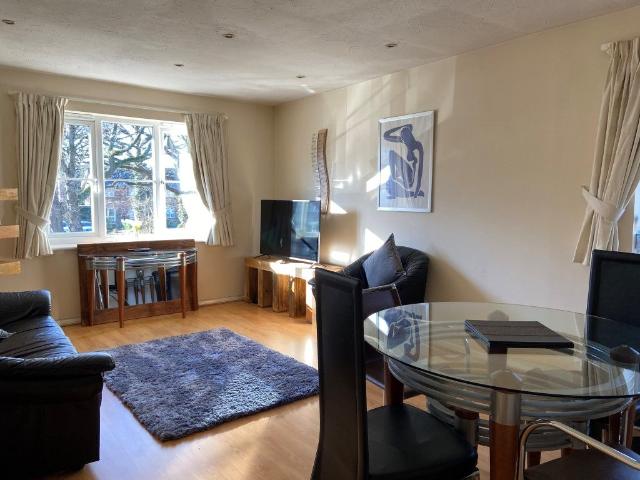 Town Mead, West Green, Crawley RH11, 1 bed flat to rent, £1,295 pcm | PrimeLocation