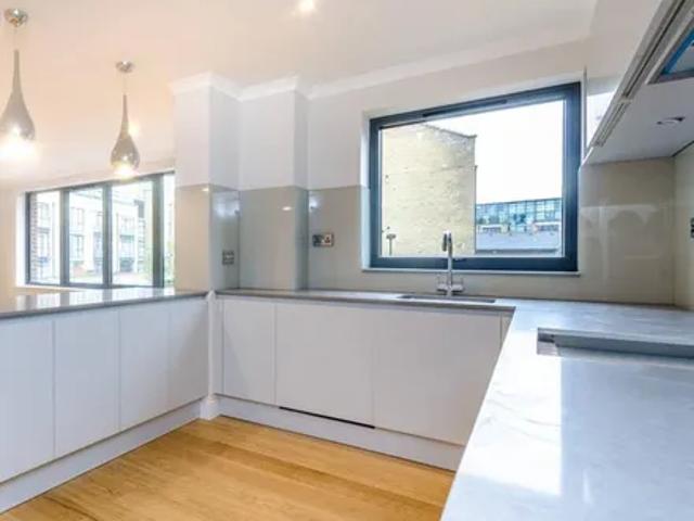 Town Meadow, London, TW8 0BZ, United Kingdom | 2 bed apartment for rent #131103696 | Rentberry