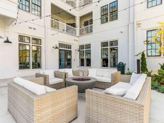 Town Center at Berry Farms 1 Bedroom Apartment for Rent at 6001 Hughes Xing, Franklin, TN 37064