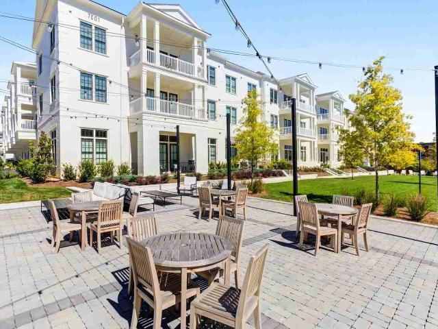 Town Center at Berry Farms 2 Bedroom Apartment for Rent at 6001 Hughes Xing, Franklin, TN 37064