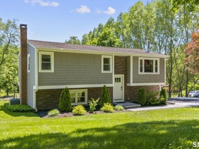 Town Farm Rd, New Milford, Home For Sale