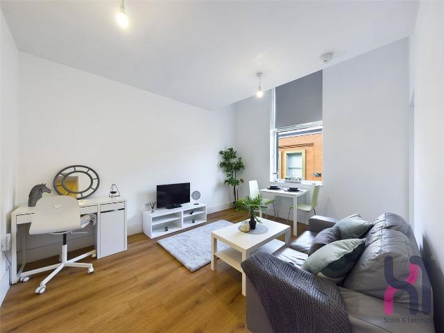 Town Hall, Bexley Square, Salford, Manchester M3, Studio to rent, £1,050 pcm | PrimeLocation