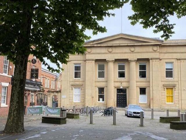 Town Hall, Bexley Square, Studio Flat For