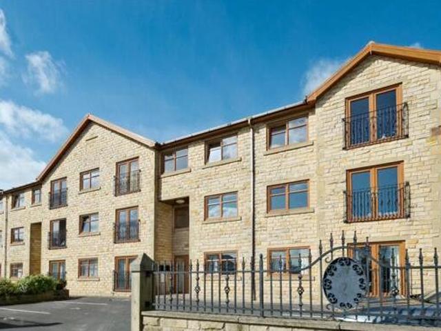 Town Hall Street, Great Harwood, 2 Bedroom Apartment
