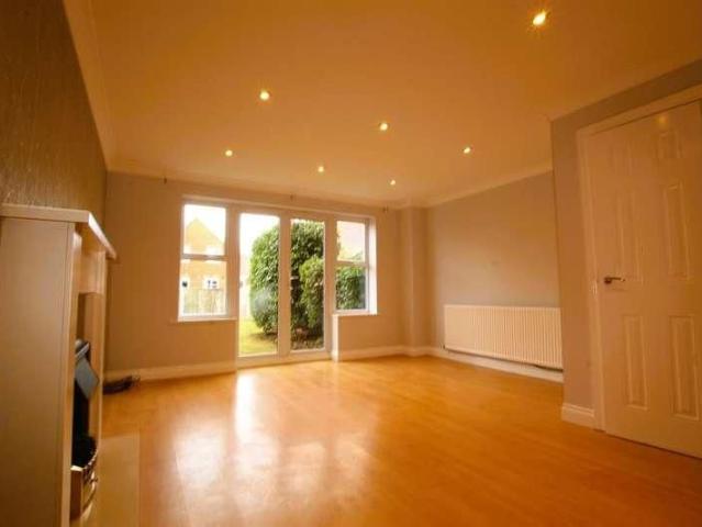Town Lands Close, Wombwell, Barnsley, S73
