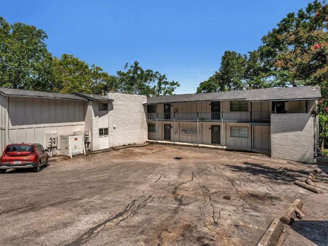Towncrest Apartments 1 Bedroom Apartment for Rent at 1501 16th Ave S, Birmingham, AL 35205 Five Points South