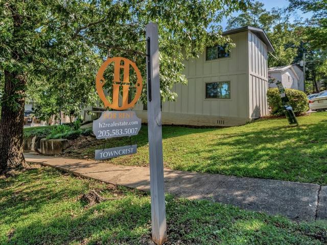 Towncrest Apartments 1 Bedroom Apartment for Rent at 1501 16th Ave S, Birmingham, AL 35205 Five Points South