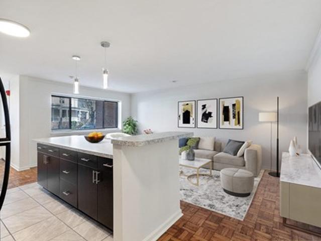 Towne House Apartments 2 Bedrooms, 1.5 Baths H