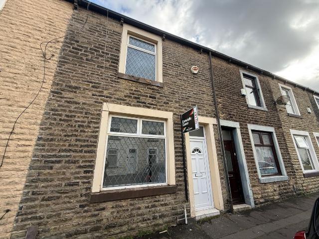Towneley Street, Burnley BB10, 2 bed terraced house to rent, £750 pcm | PrimeLocation