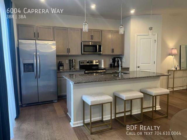 townhouse 3 bedroom, Charlotte NC 28269 DS88667552
