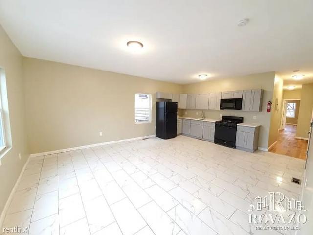 townhouse 3 bedroom, Irvington NJ 07111 DS88503105