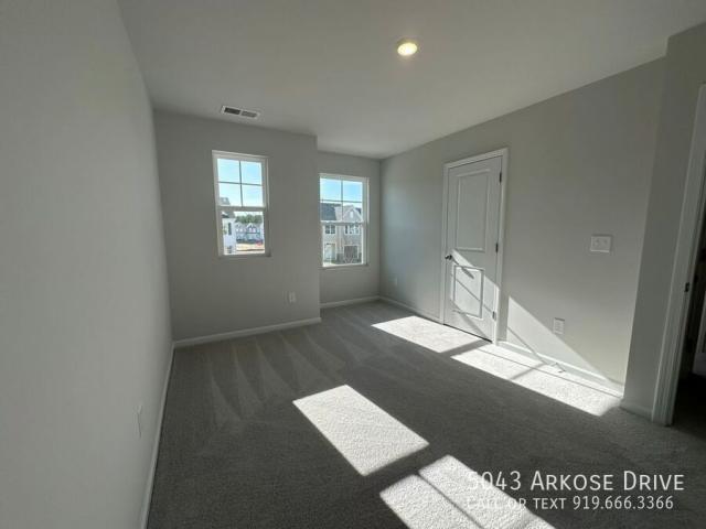 townhouse 3 bedroom, Raleigh NC 27610 DS86750631
